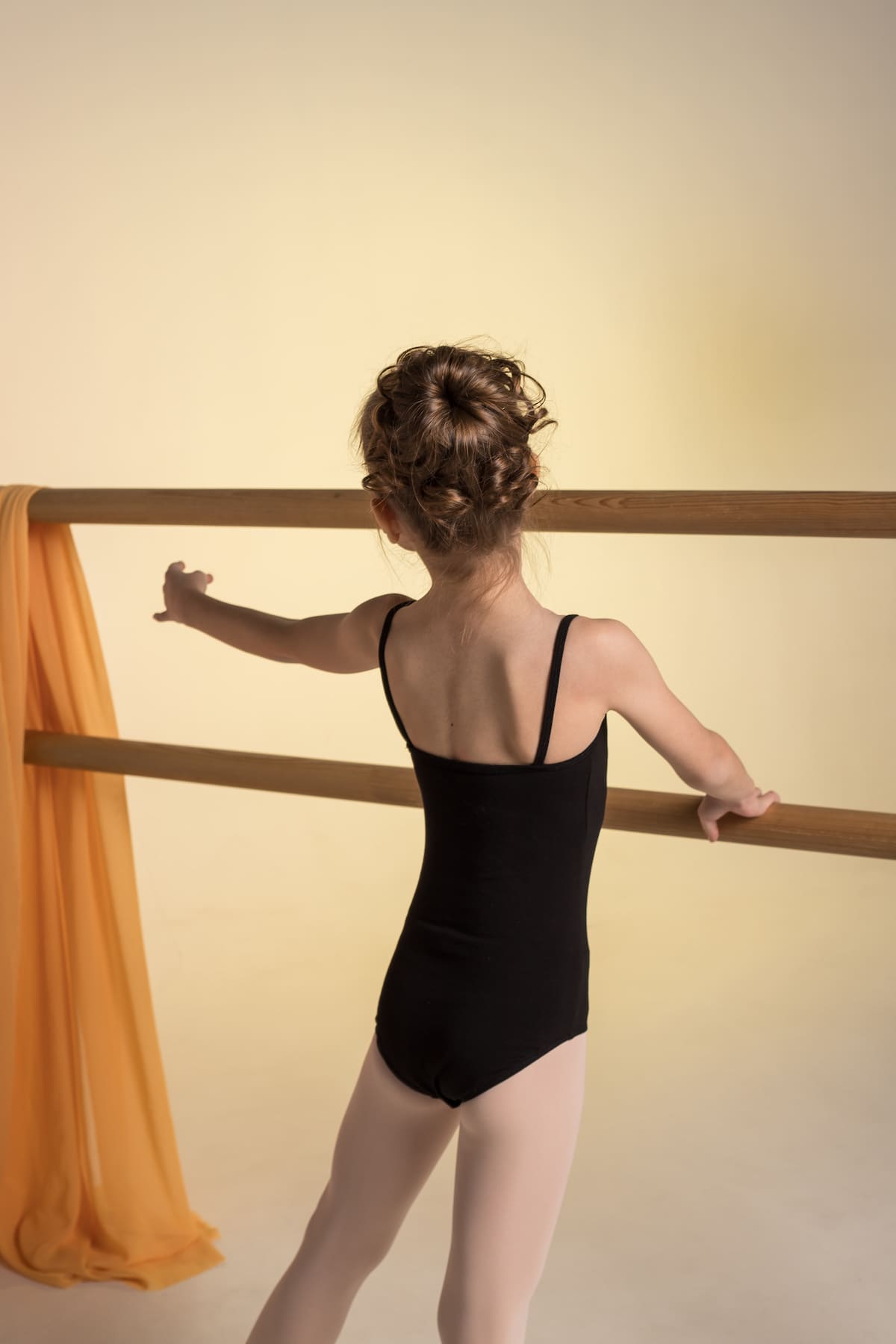 Купить купальник боди для танцев телесный в интернет магазине «Танцующие